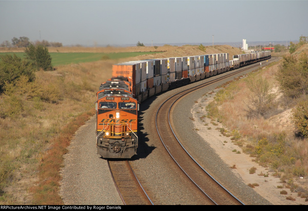 BNSF 7372